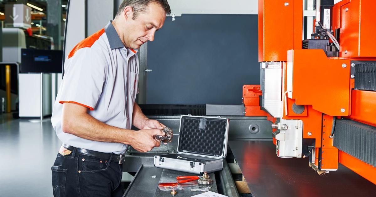 Customer Service | Bystronic